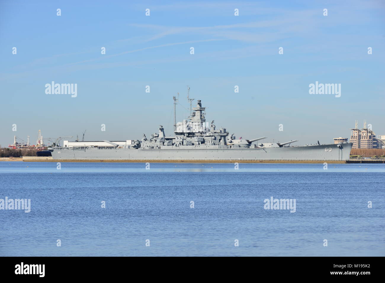Alabama class battleship hi-res stock photography and images - Alamy