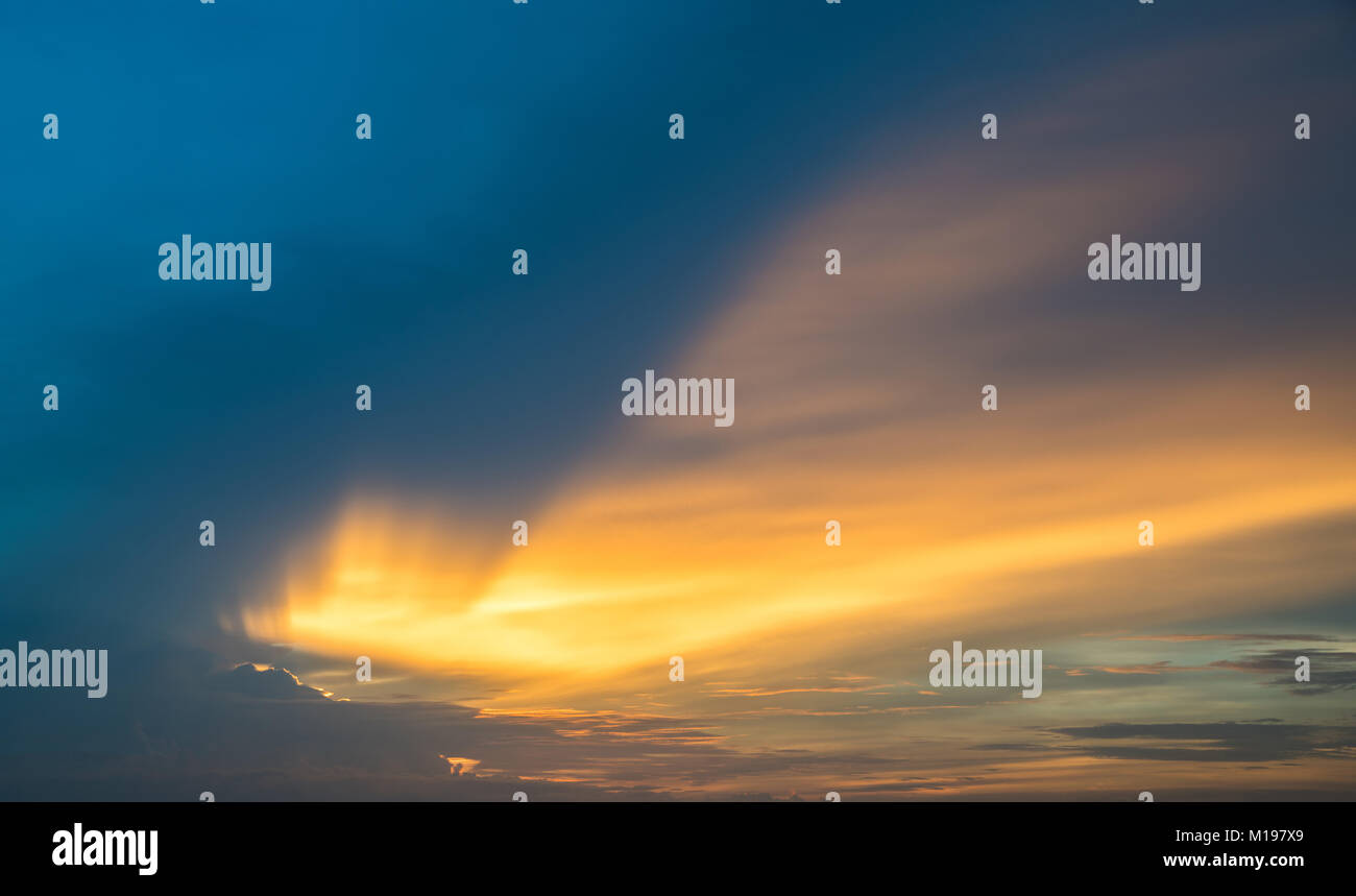 Sunlight beam hi-res stock photography and images - Alamy