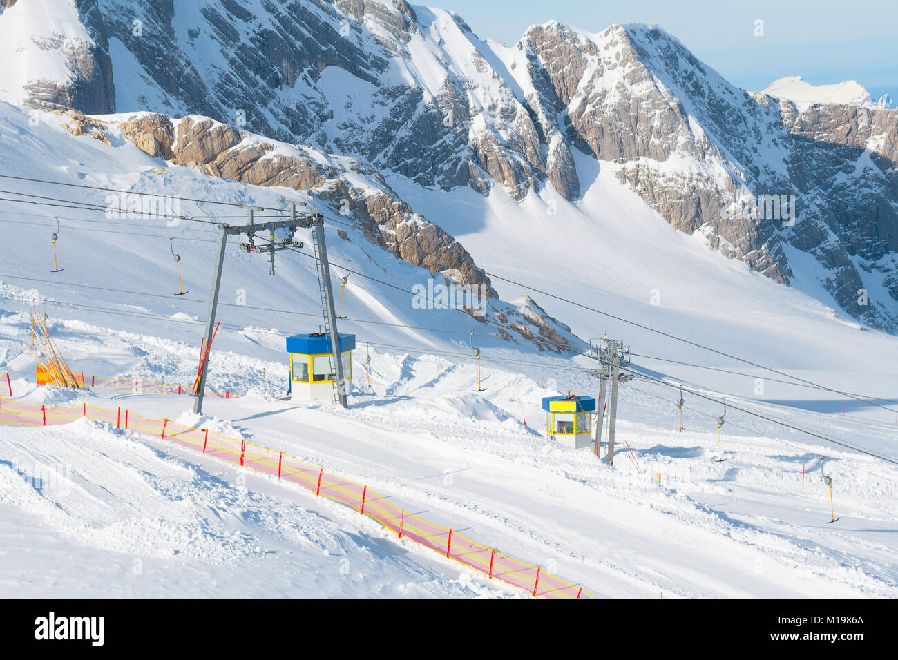 winter snow mountains panorama with ski slopes and ski lifts Stock ...