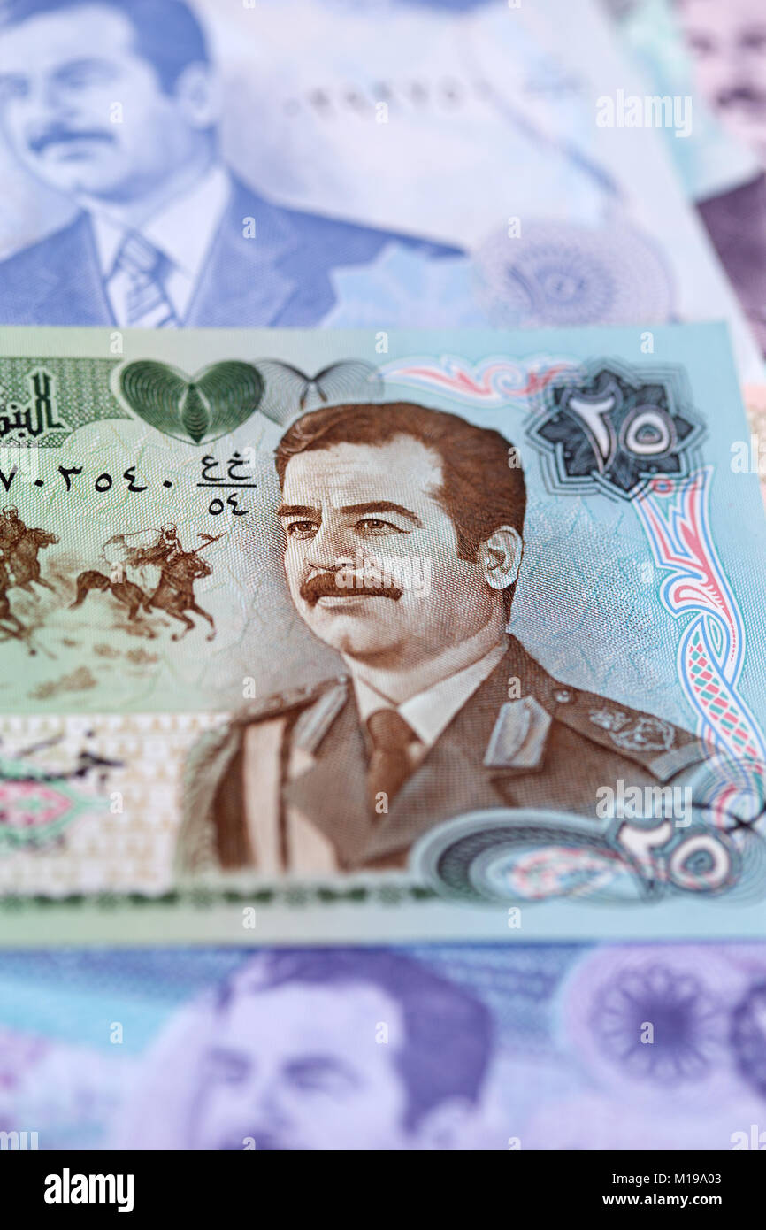 Variety of Middle East banknotes Stock Photo - Alamy