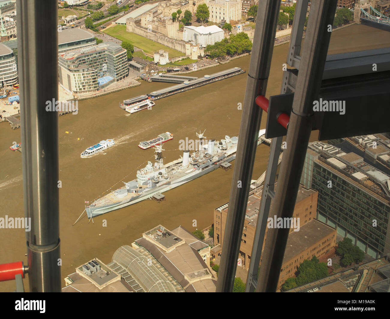 Modern warship hi-res stock photography and images - Alamy