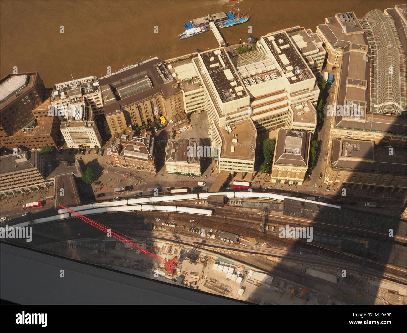 Mainline stations hi-res stock photography and images - Alamy