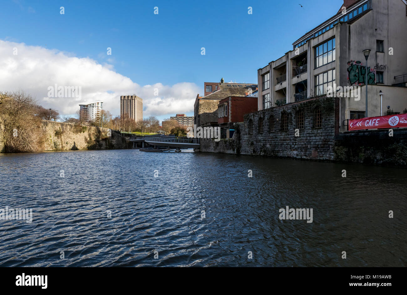 Castle Park Bridge at Finzels Reach, Bristol, UK Stock Photo - Alamy