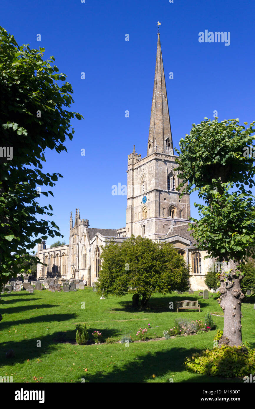 Burford wool church hi-res stock photography and images - Alamy