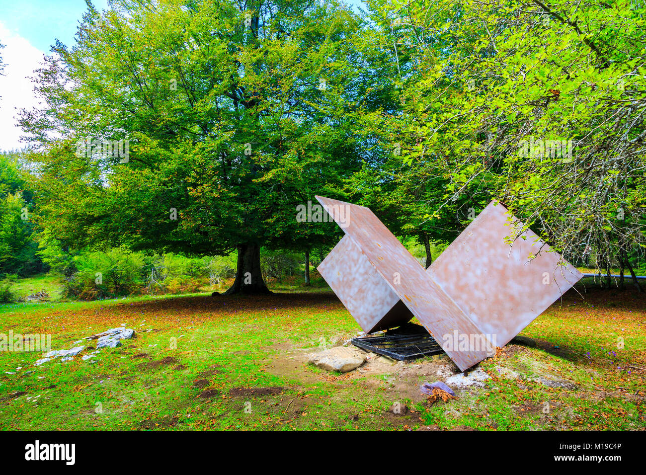 Shooted hi-res stock photography and images - Alamy