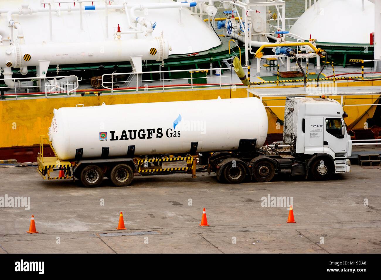 Lpg lorry hi-res stock photography and images - Alamy