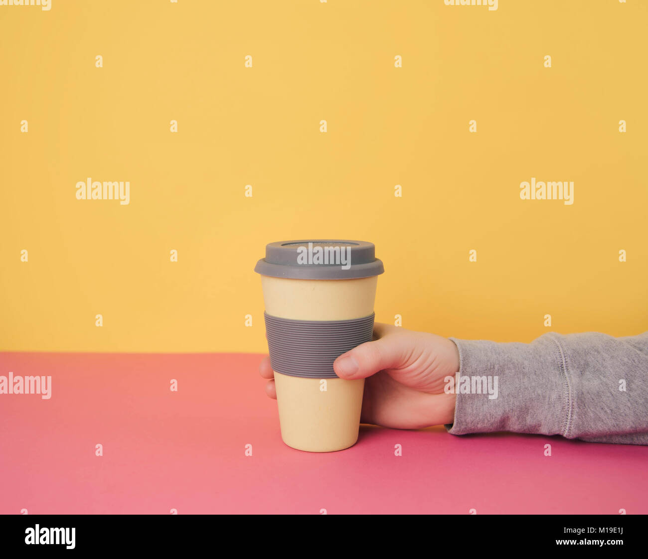 Hand holding take away coffee hi-res stock photography and images - Alamy