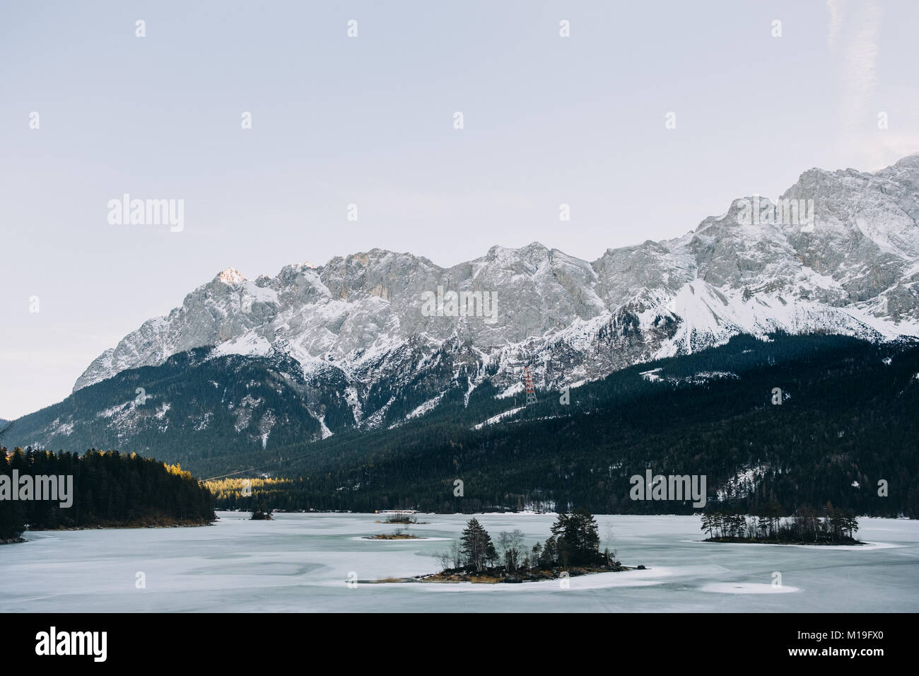 Lake Eibsee, Grainau, Upper Bavaria, Germany in German Alps below Mt ...