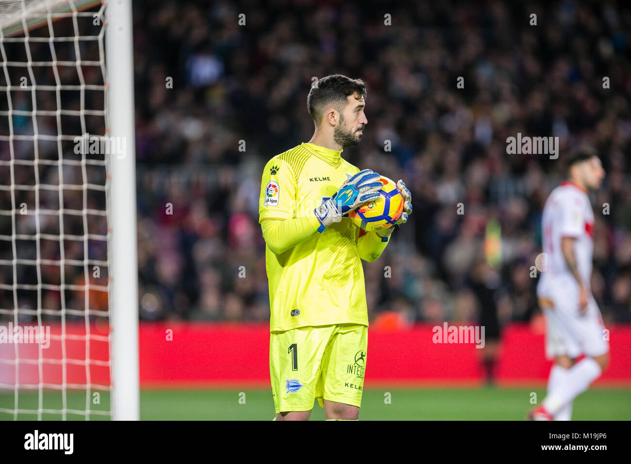 Barcelona, Spain. 28th Jan, 2018. Deportivo Alaves goalkeeper Fernando ...