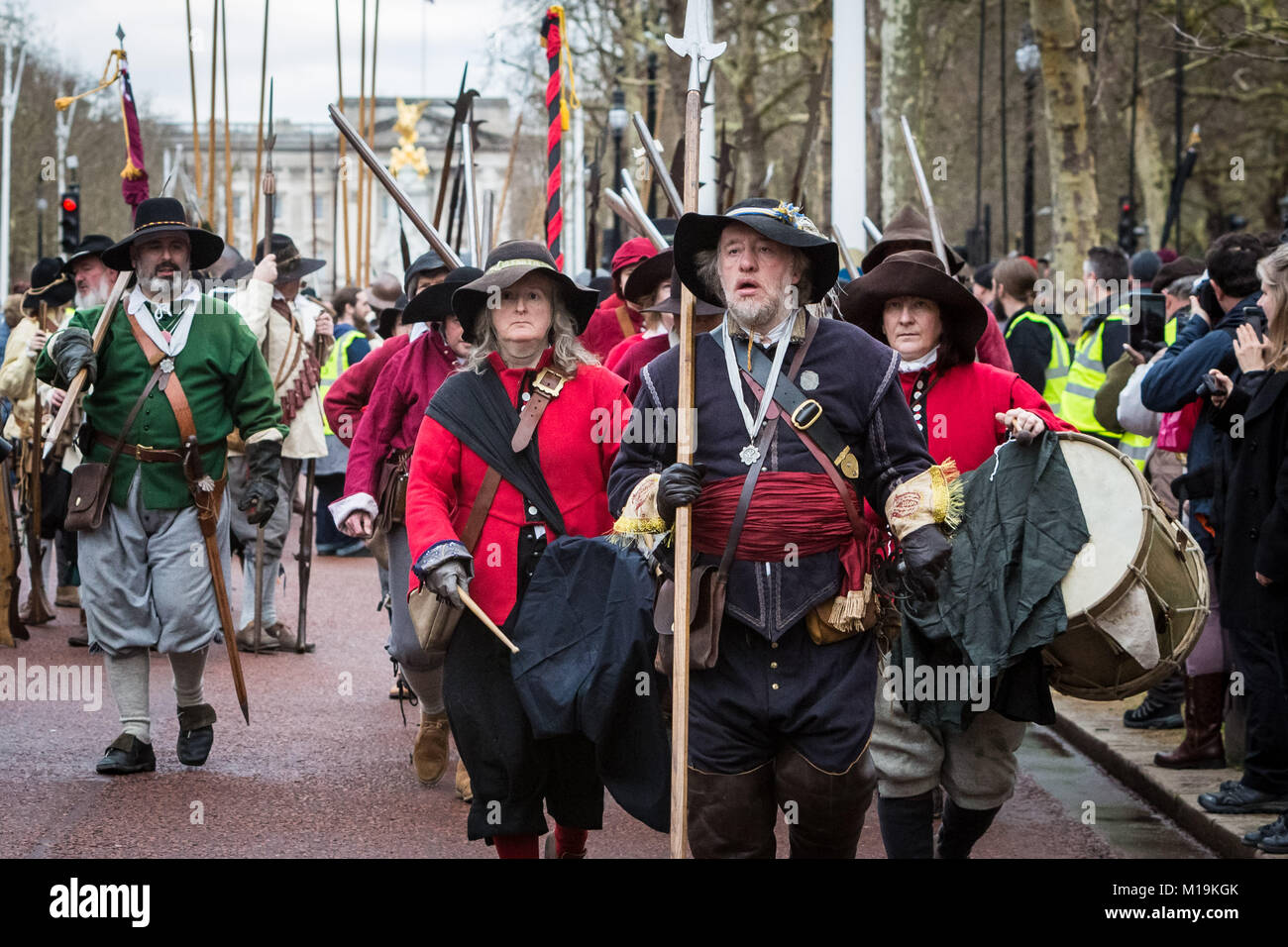 Roundheads cavaliers buckingham hi-res stock photography and images - Alamy