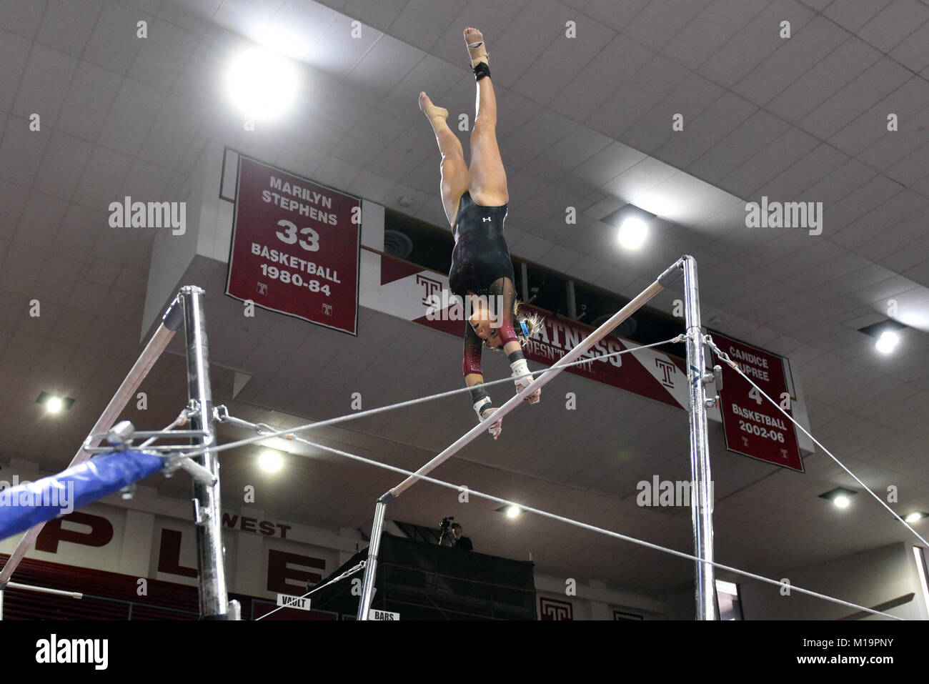Philadelphia, Pennsylvania, USA. 28th Jan, 2018. Temple Owls gymnast ...