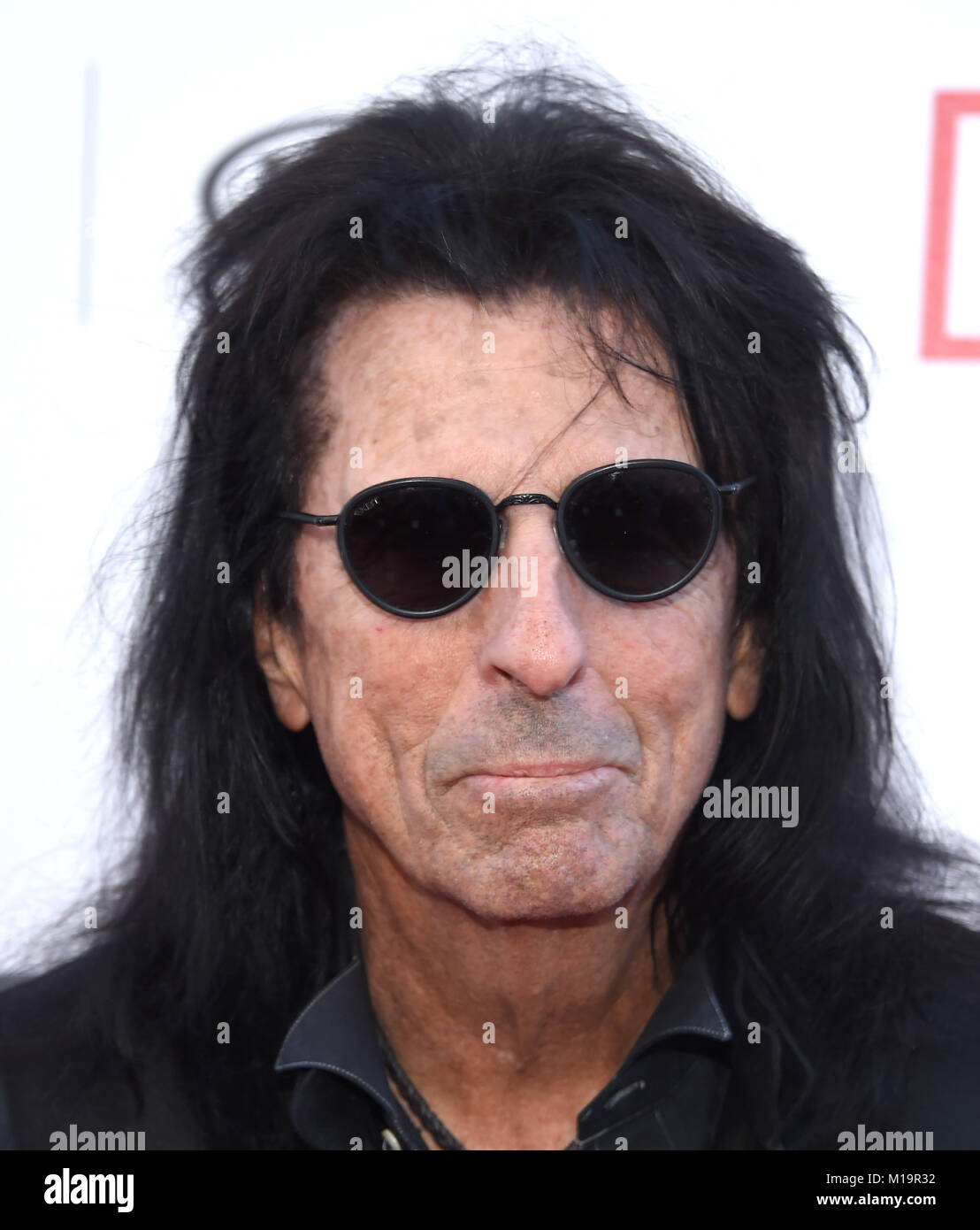 Alice cooper arrives hi-res stock photography and images - Alamy