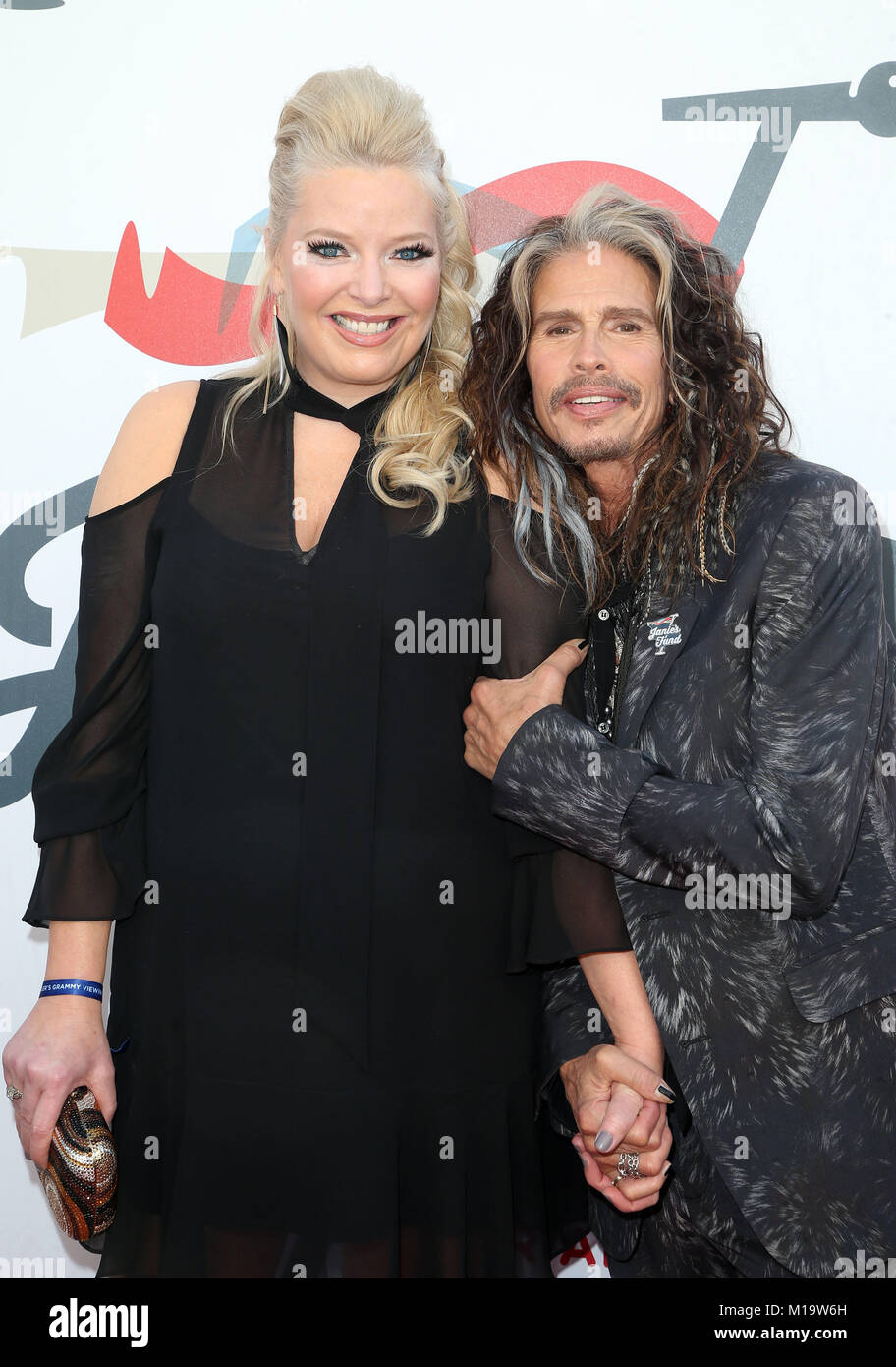 Los Angeles, CA, USA. 28th Jan, 2018. Melissa Peterman, Steven Tyler ...