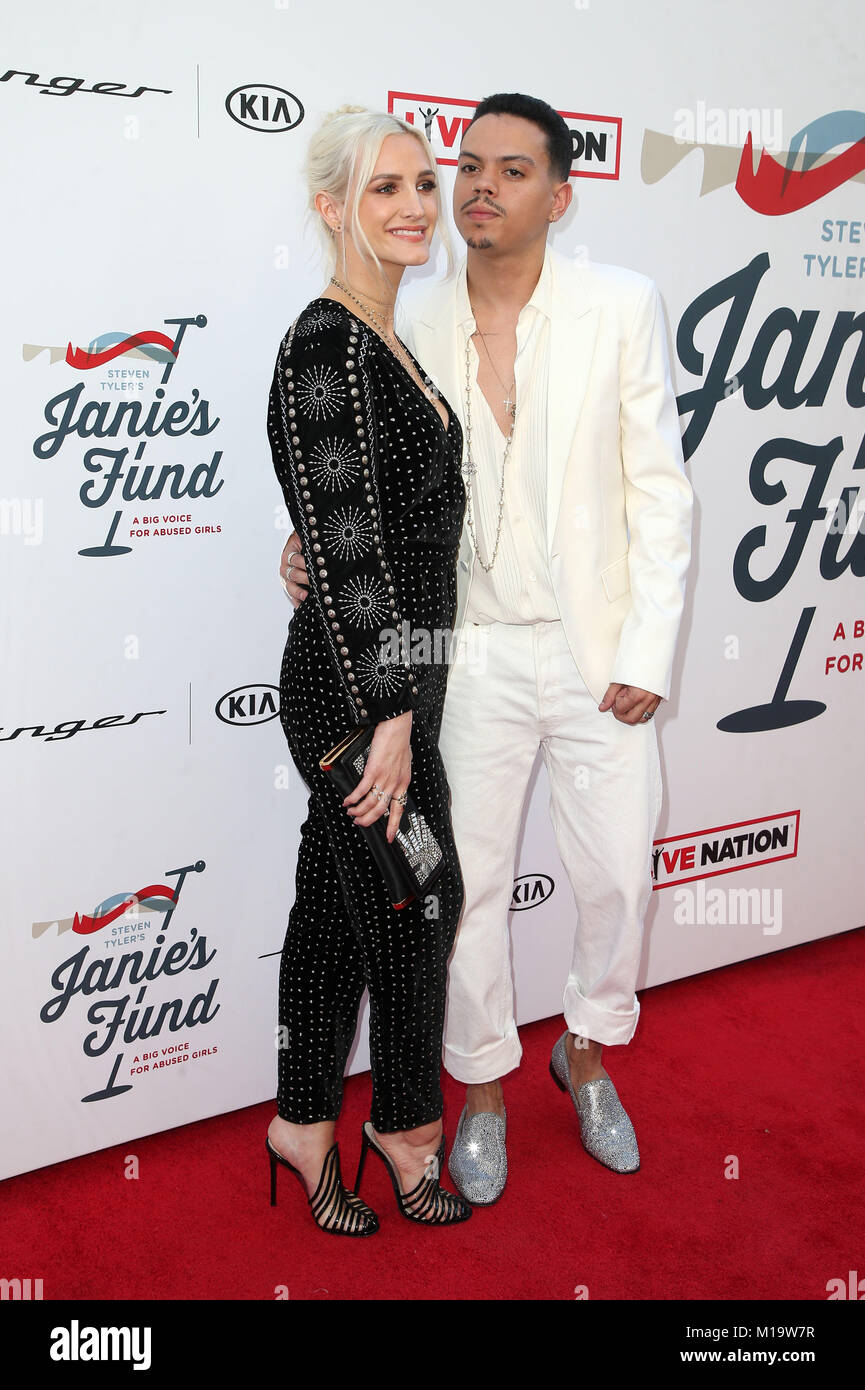 Los Angeles, CA, USA. 28th Jan, 2018. Ashlee Simpson, Evan Ross. Steven ...