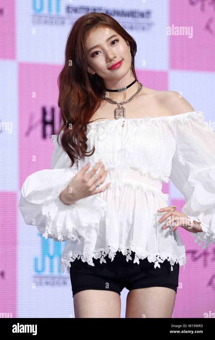 29th Jan, 2018. S. Korean singer Suzi South Korean singer Suzi poses ...