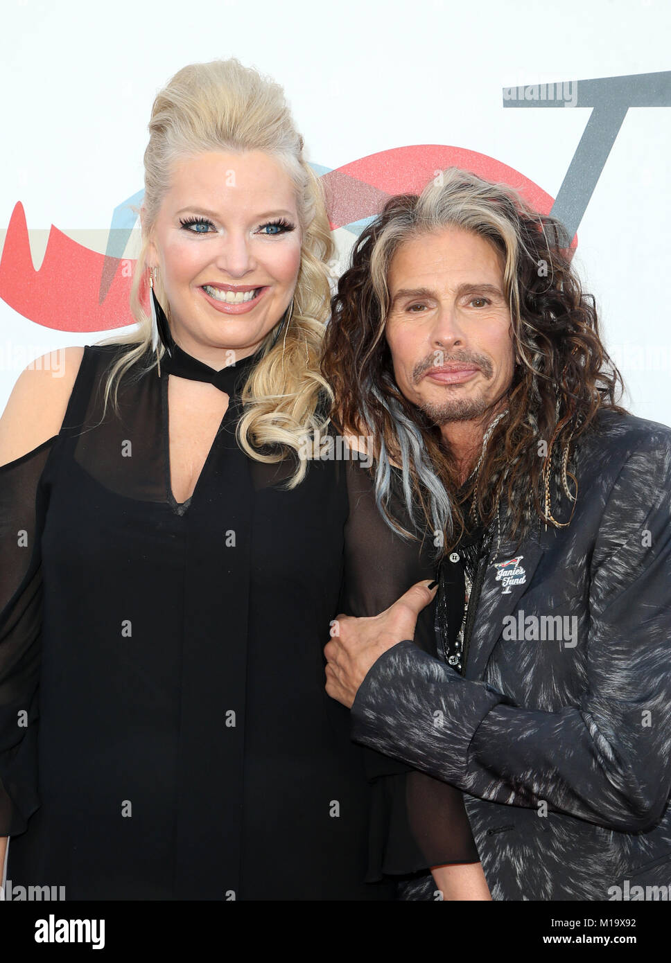 LOS ANGELES, CA - JANUARY 28: Melissa Peterman, Steven Tyler, at Steven ...