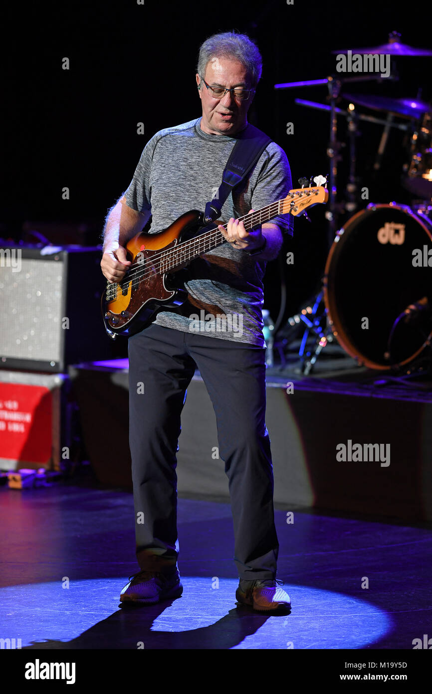 Doug clifford hi-res stock photography and images - Alamy