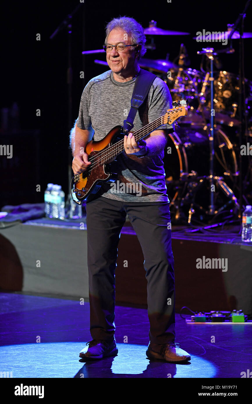 Doug clifford hi-res stock photography and images - Alamy