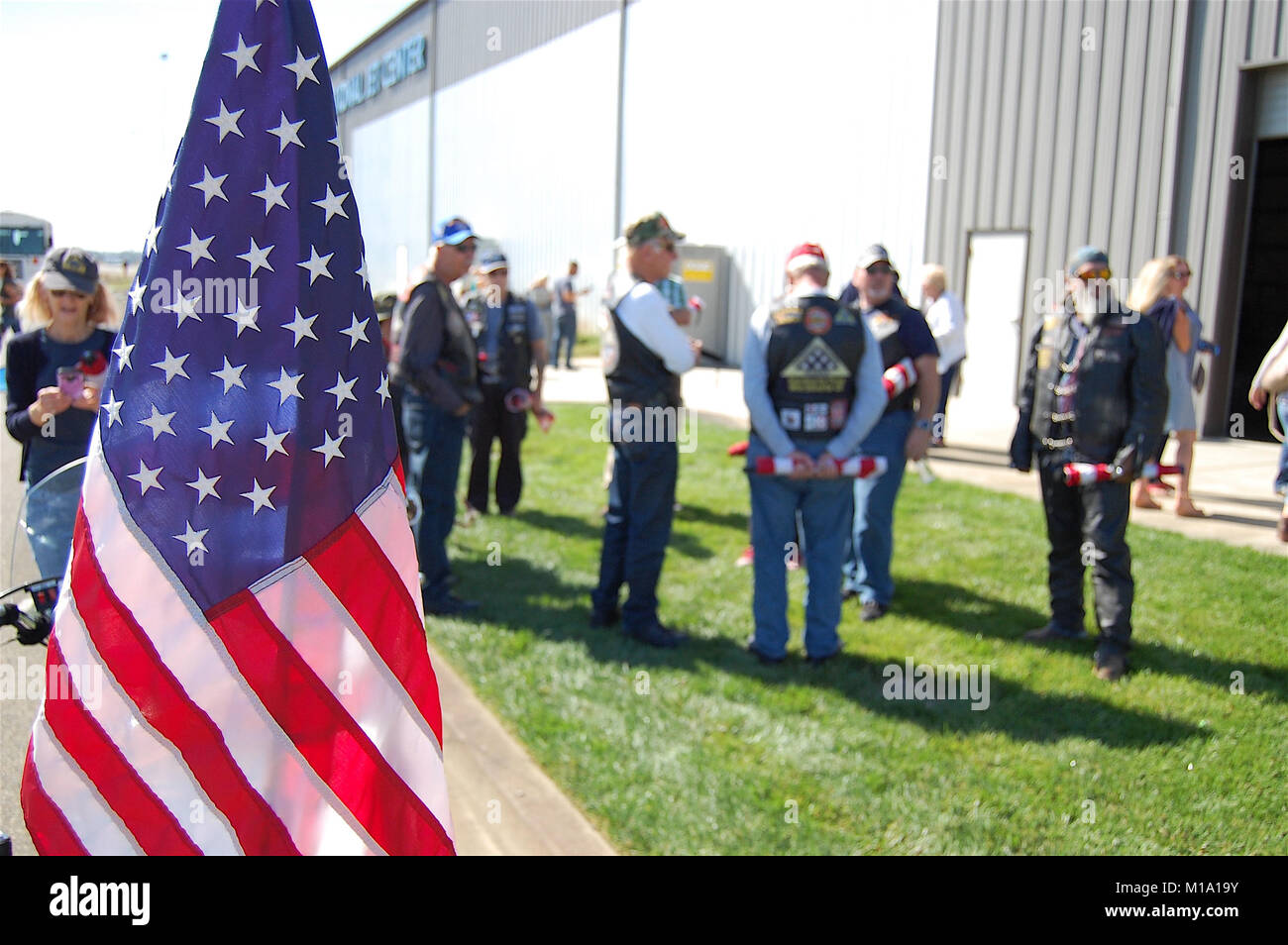 About 160 soldiers from the Cal Guard's 649th Engineer Company returned ...