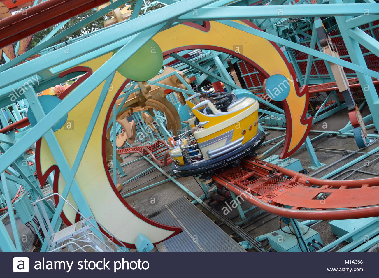 Wild Mouse Ride Stock Photos & Wild Mouse Ride Stock Images - Alamy