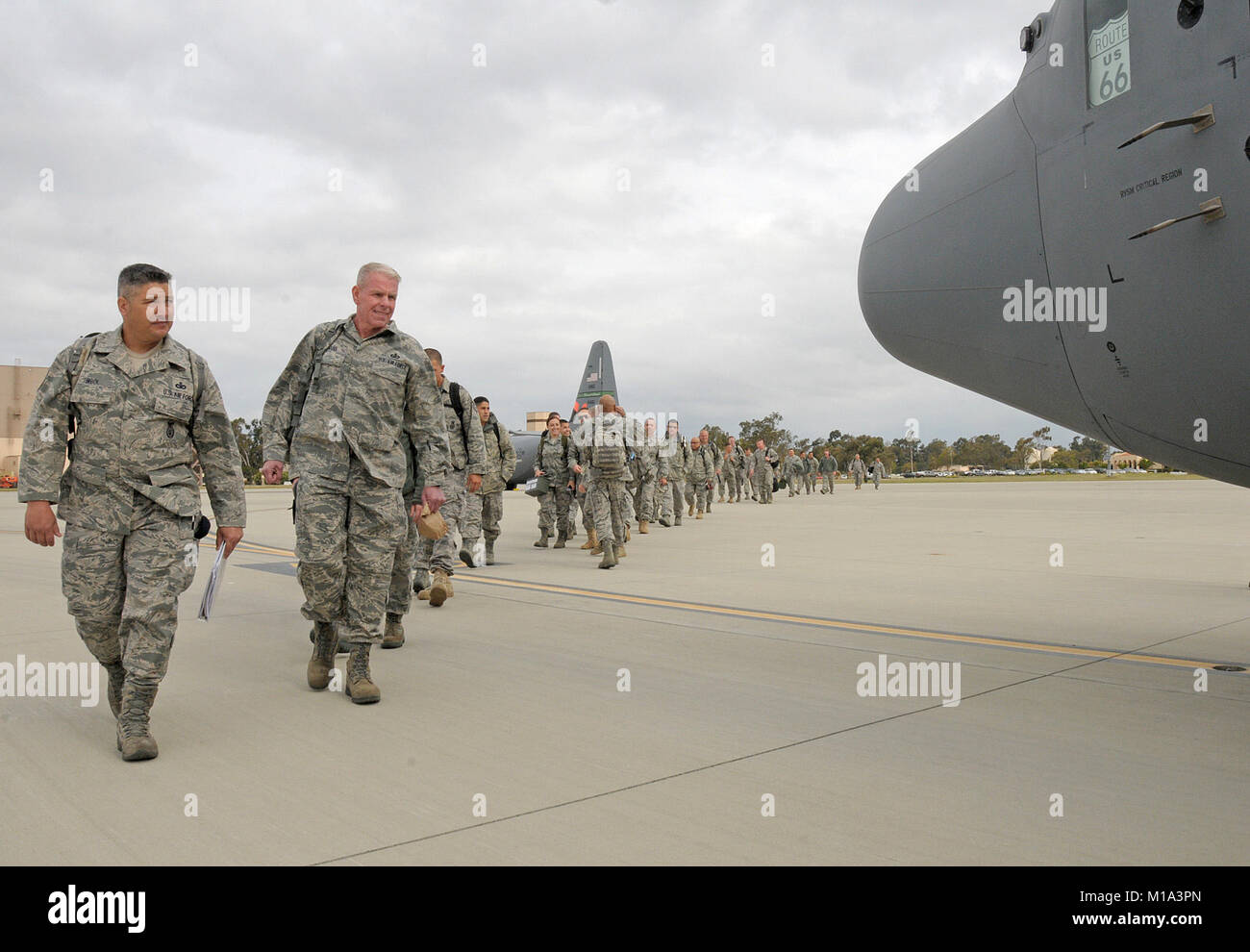146 airlift wing hi-res stock photography and images - Alamy