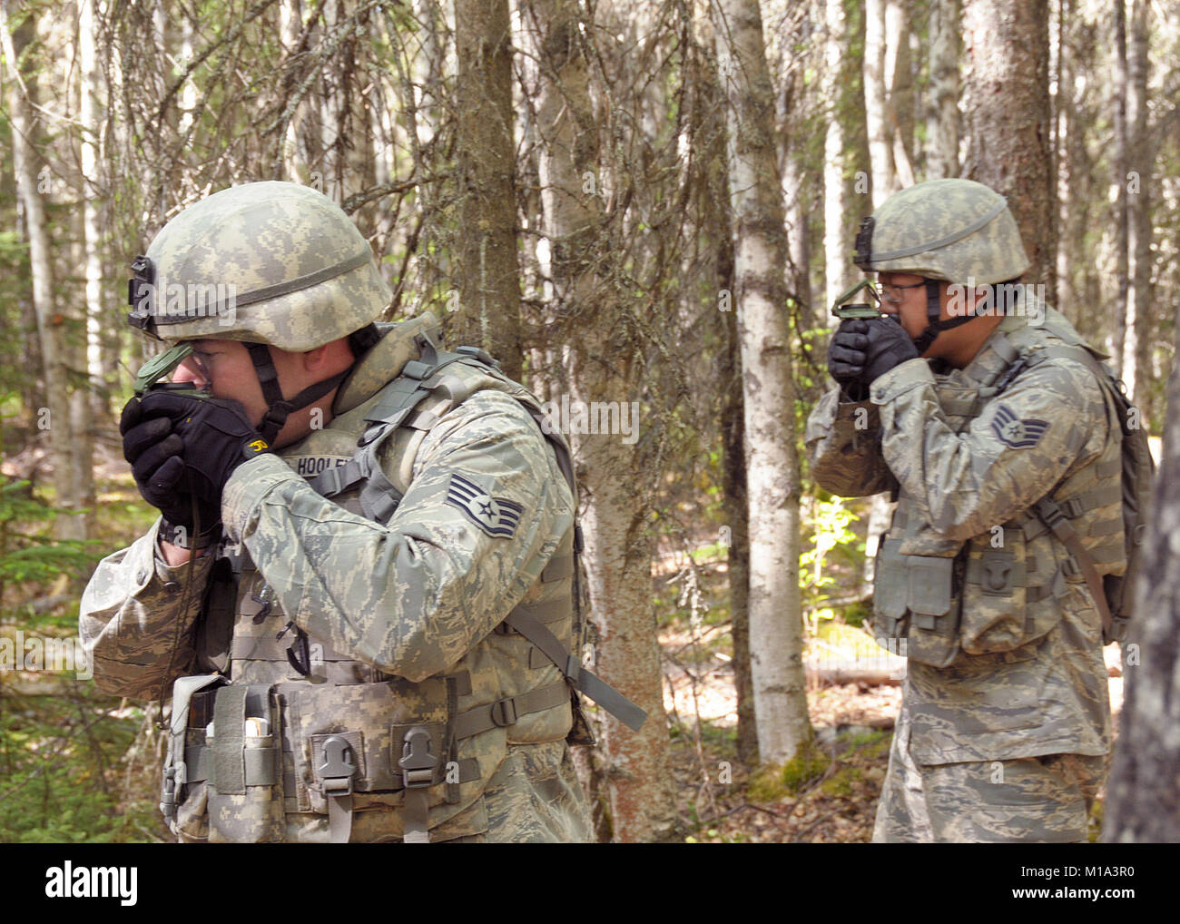 110609-F-PG979-048 Staff Sgt. Cullan Hooley and Staff Sgt. Jonathon ...