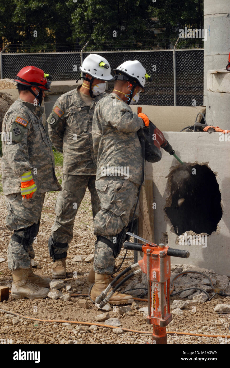 Confined space extraction hi-res stock photography and images - Alamy