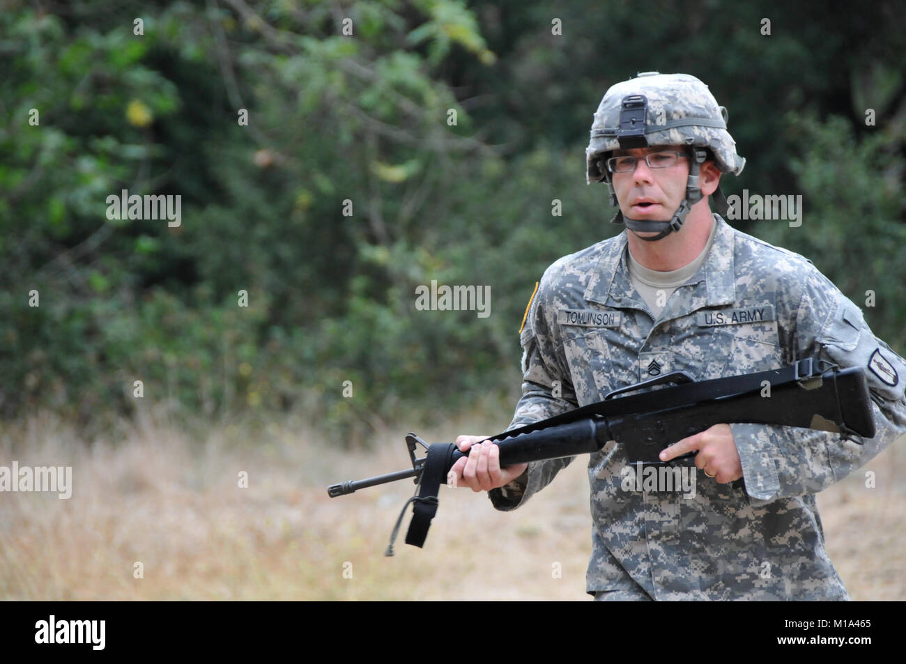 110914-Z-XQ016-020 Staff Sgt. Craig Tomlinson of Oceano, Calif., a ...
