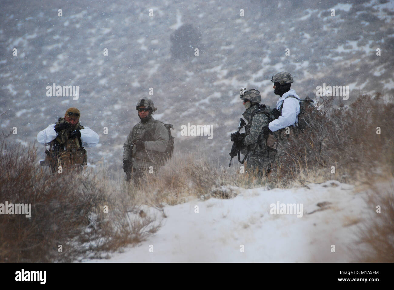 Squad members of the 1-160th Infantry, California Army National Guard ...