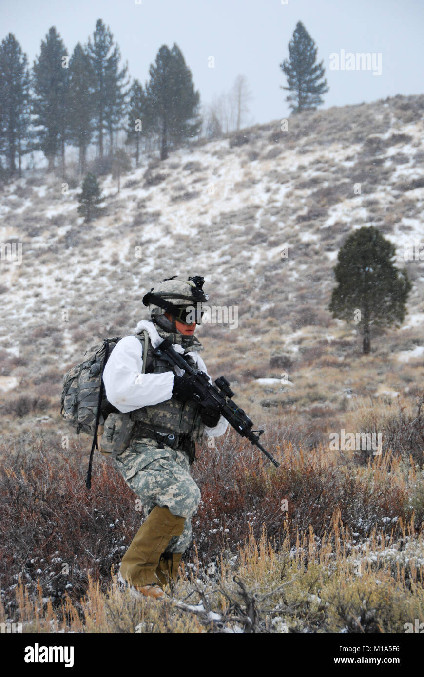 American soldiers in extreme conditions hi-res stock photography and ...