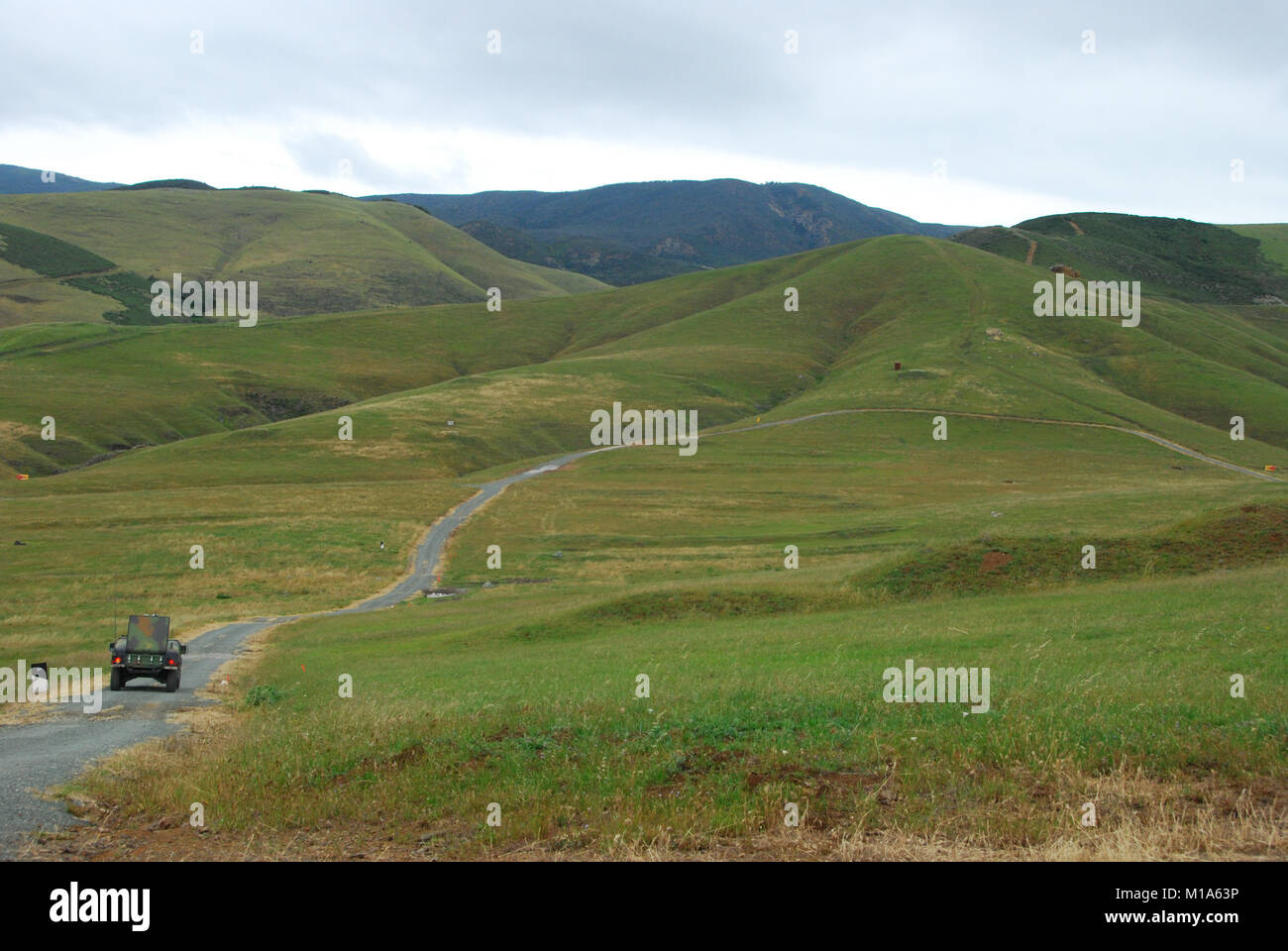 Soldiers compete in the M249 Squad Automatic Weapon where troops mount ...