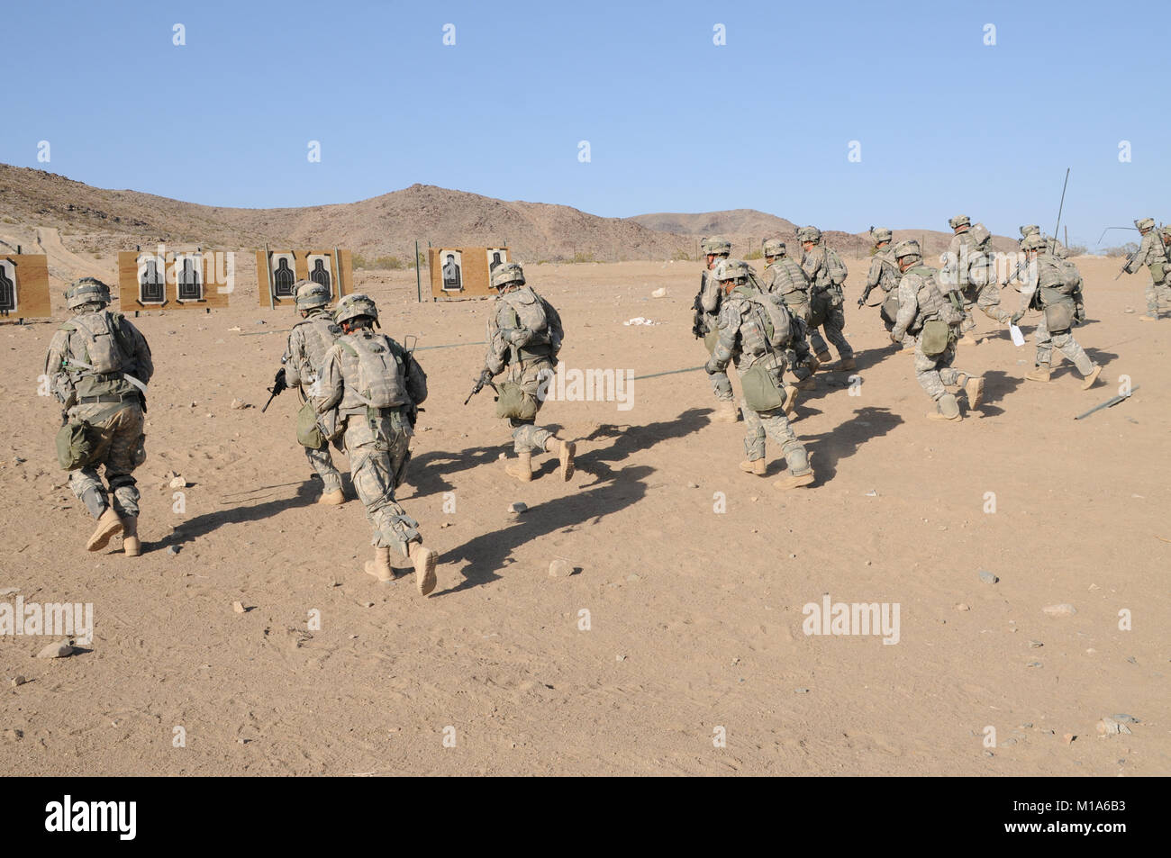 1 184 infantry hi-res stock photography and images - Alamy