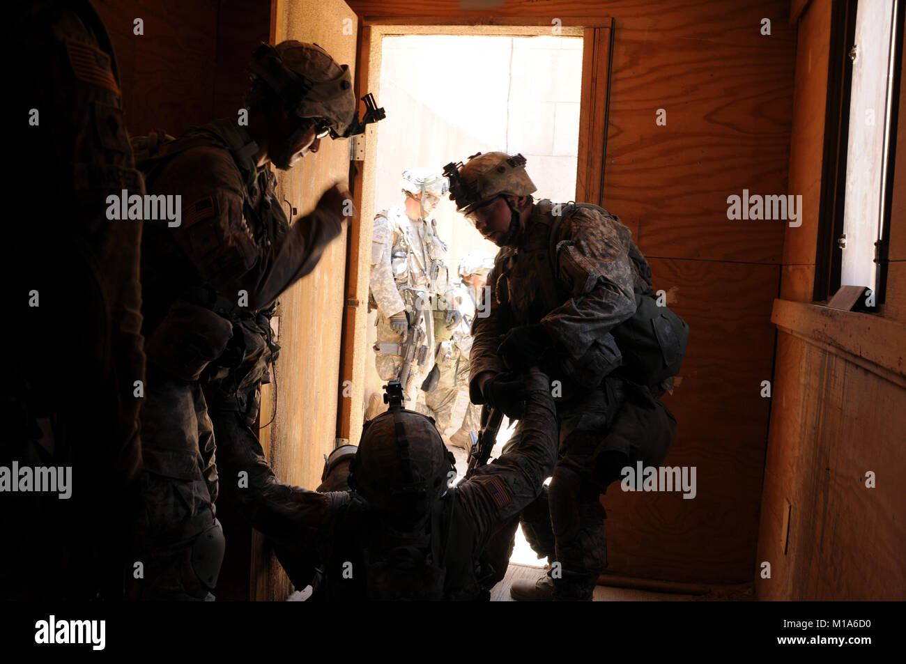 Rotation shoulder hi-res stock photography and images - Alamy