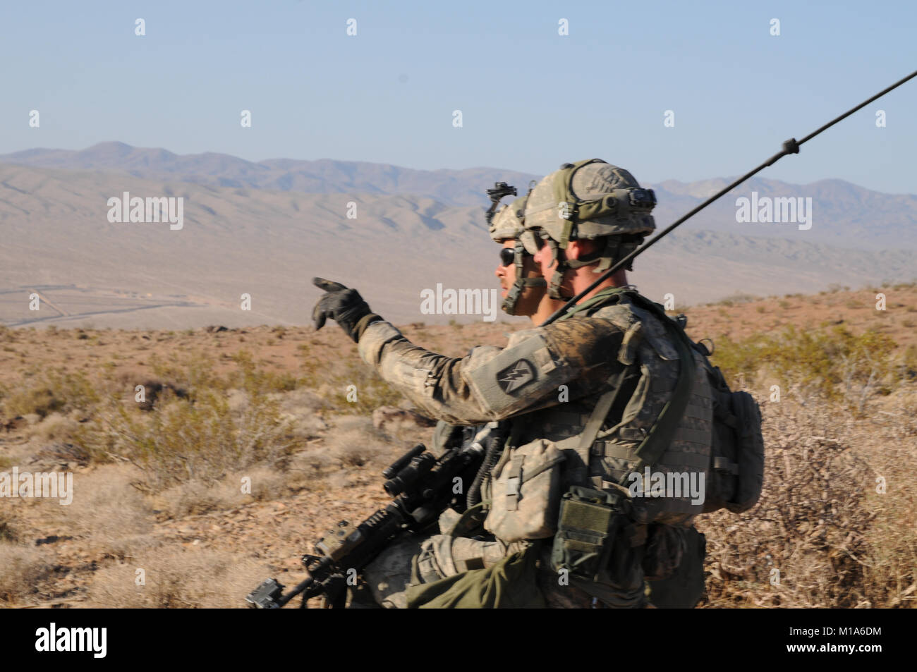120520-Z-PP889-011 1st Lt. Benjamin Musson, foreground, a platoon ...