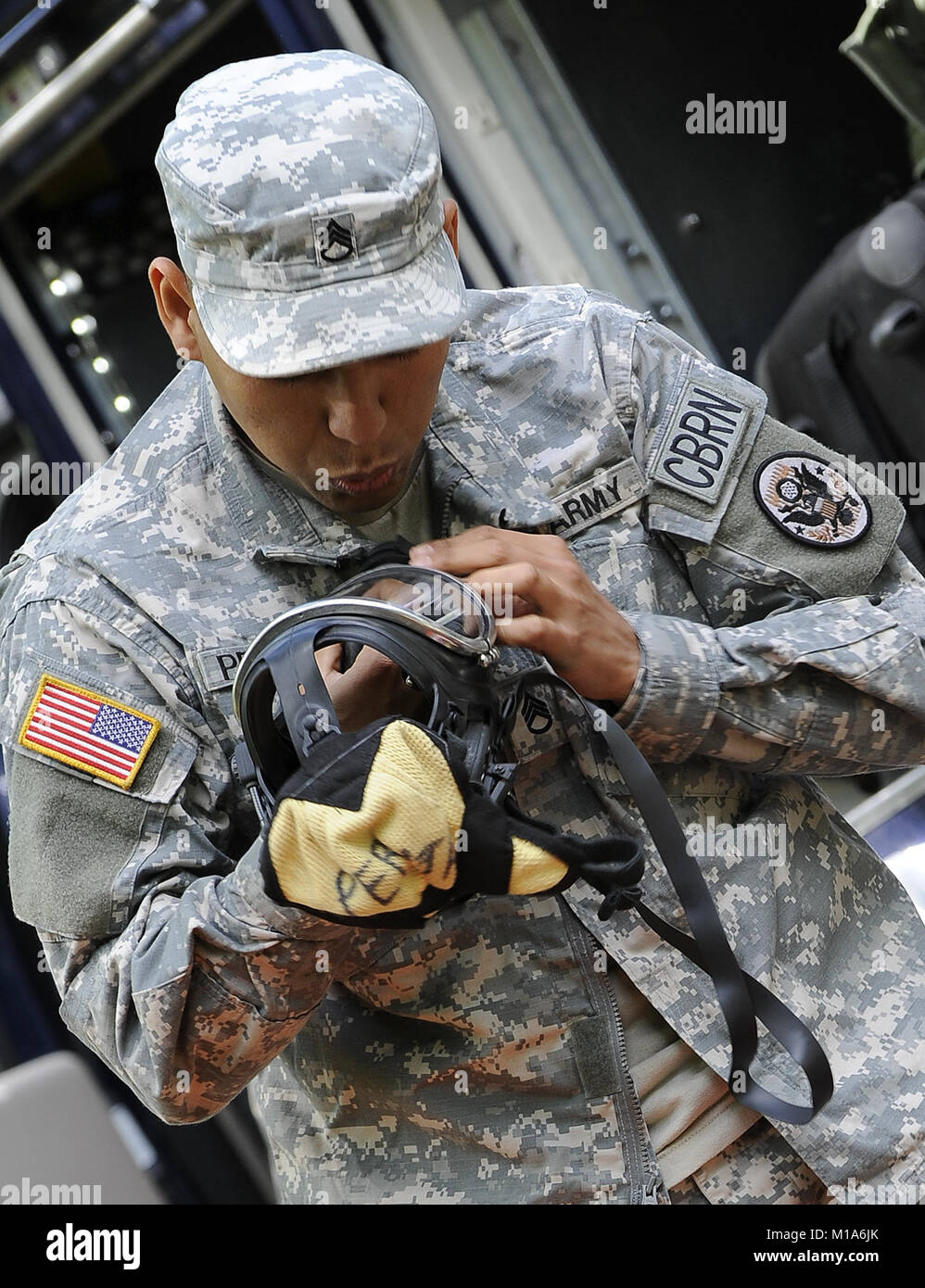 JOINT BASE ELMENDORF-RICHARDSON, Alaska -- Soldiers from the California ...