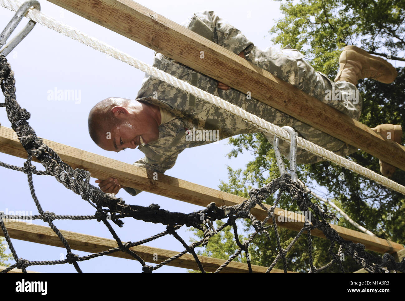 JOINT BASE ELMENDORF-RICHARDSON, Alaska -- Soldiers from the California ...