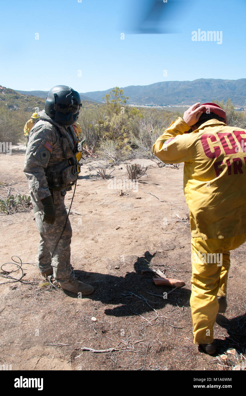 Sgt. Chris Boni of the 1-140th Aviation Battalion (Air Assault) out of ...