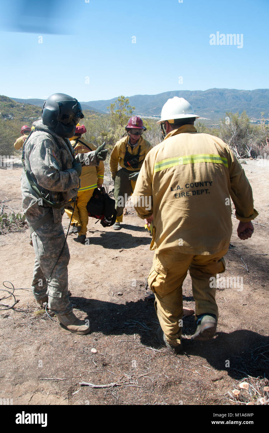 Sgt. Chris Boni of the 1-140th Aviation Battalion (Air Assault) out of ...