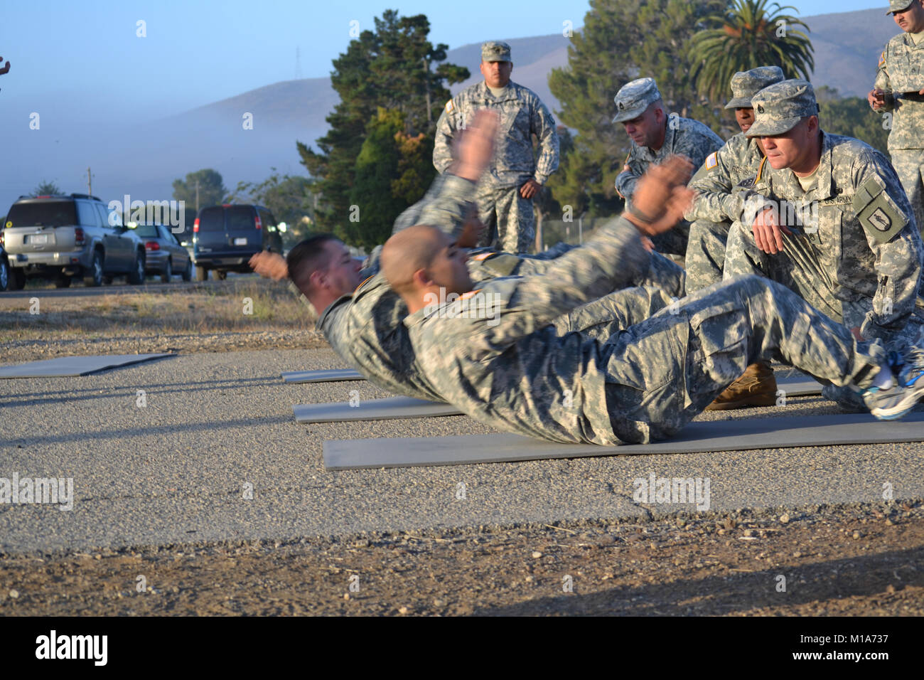 120910-Z-DH635-020 Soldiers complete as many rower sit-ups as possible ...
