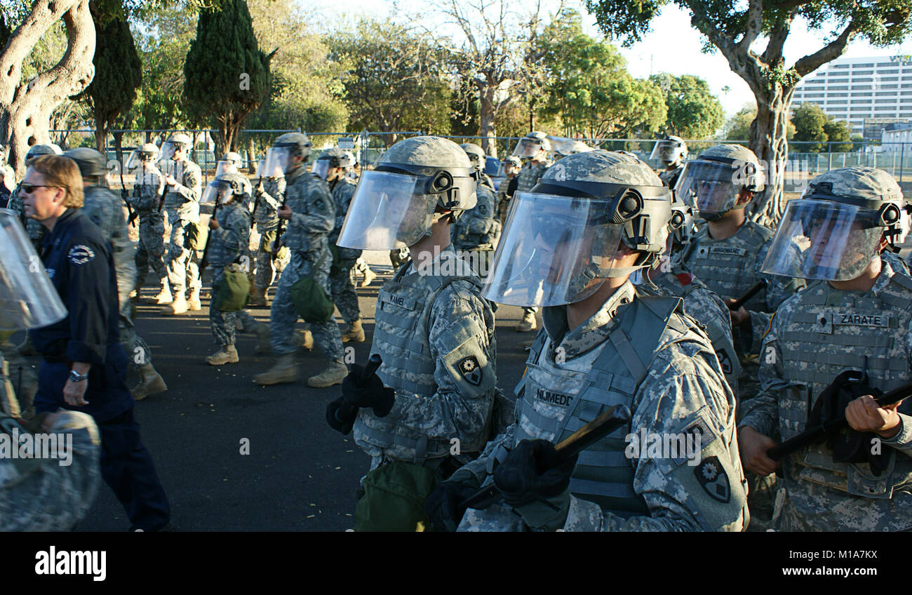 Simulated riot drill hi-res stock photography and images - Alamy