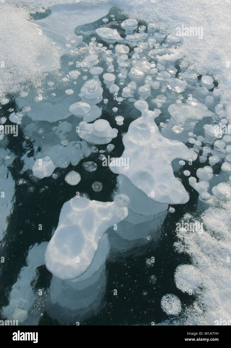 Methane bubbles hi-res stock photography and images - Alamy