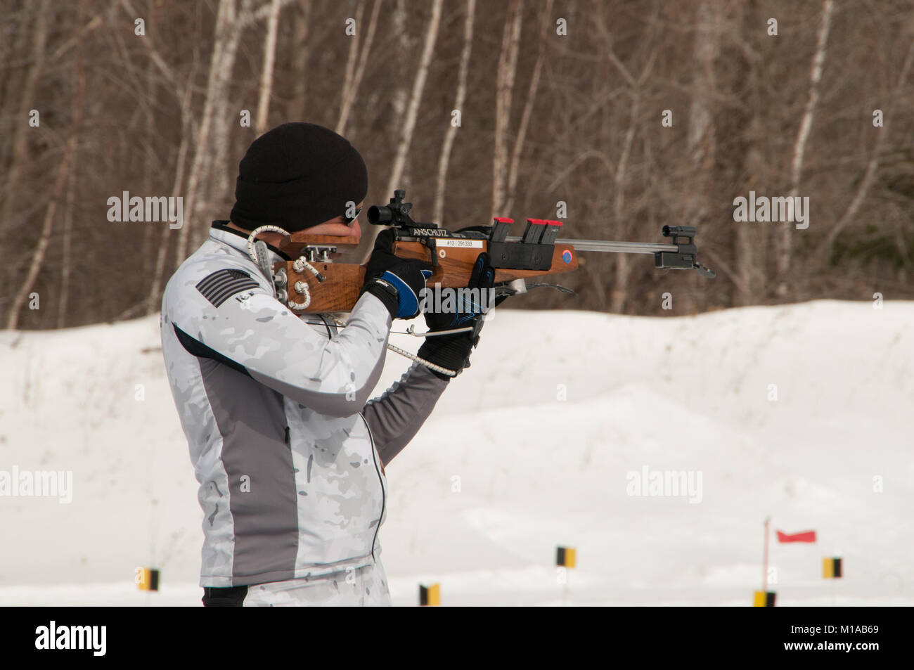 U.S. Army Staff Sgt. Jeff Ice, California Army National Guard, competes ...