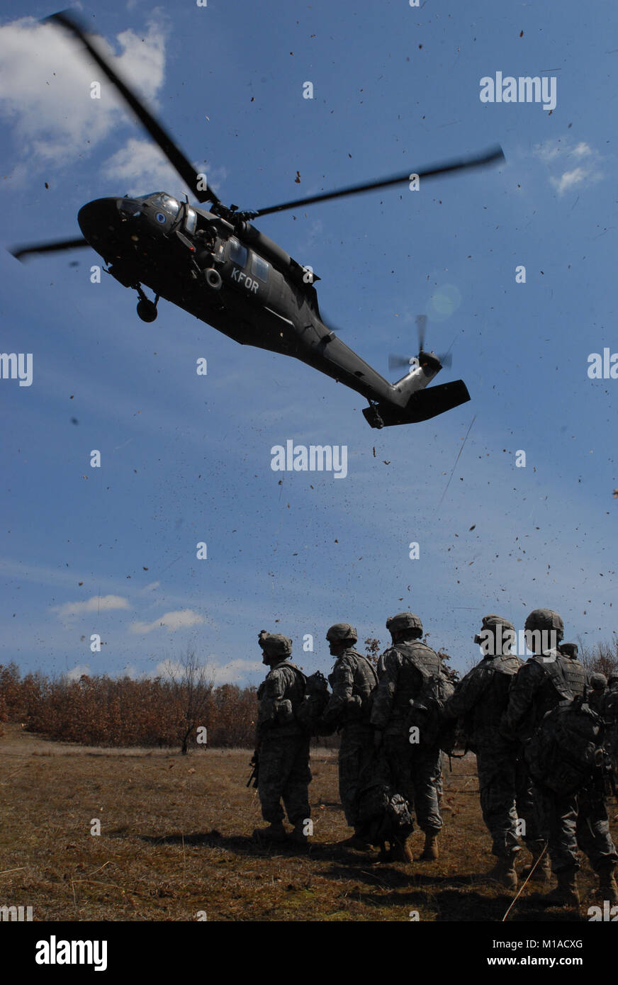 090327-A-4563S-354 Soldiers from Team Spartan, Alpha Company, 1-185th ...