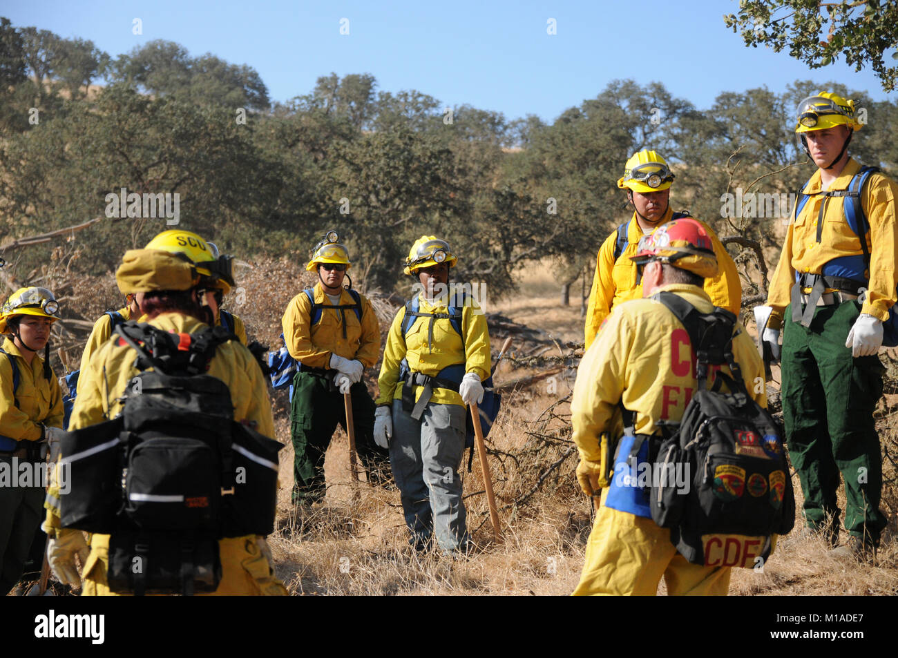 California National Guard Soldiers complete CAL FIRE hand crew training ...