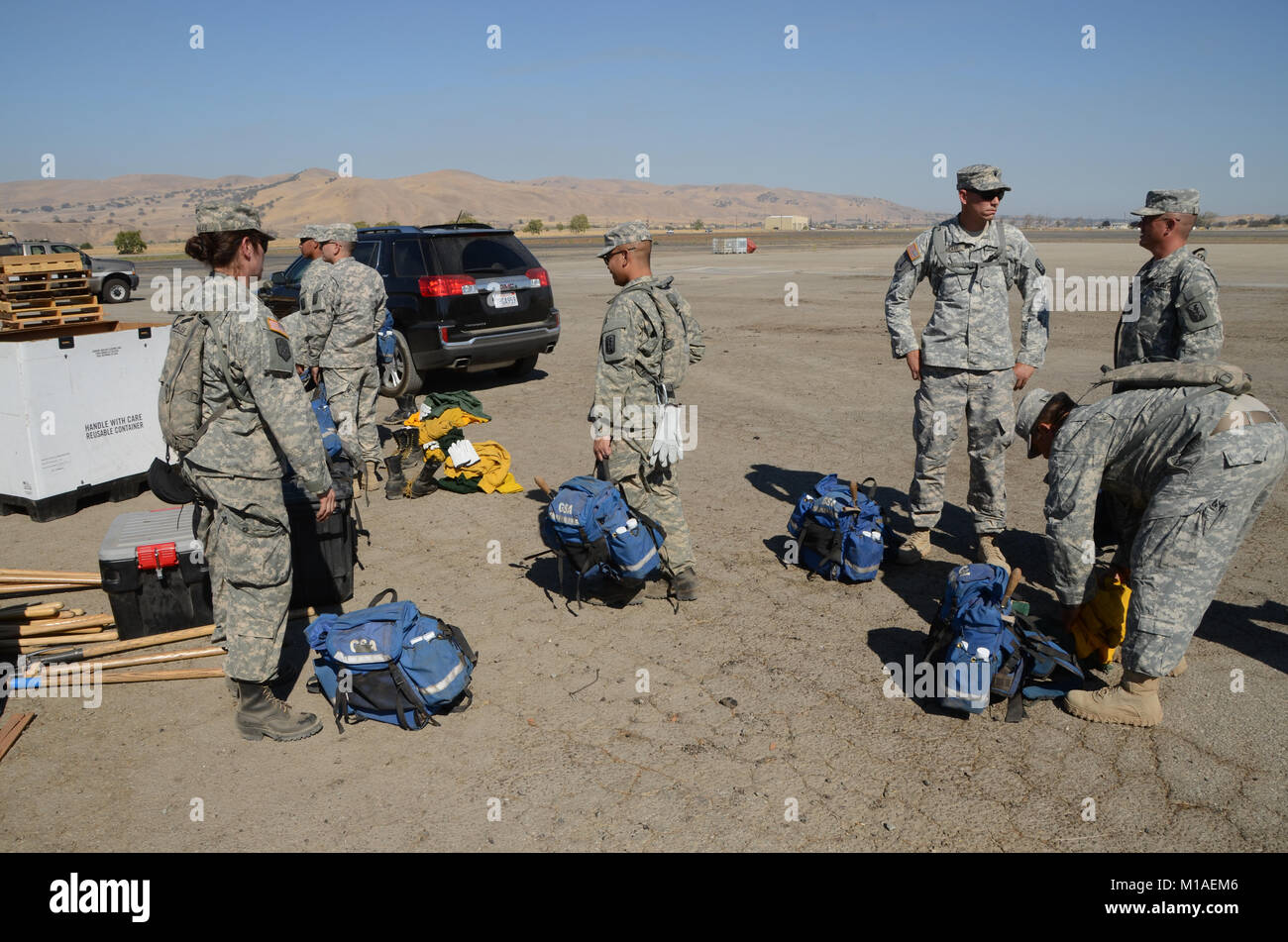 Nearly 400 California Army National Guard Soldiers from the 578th ...