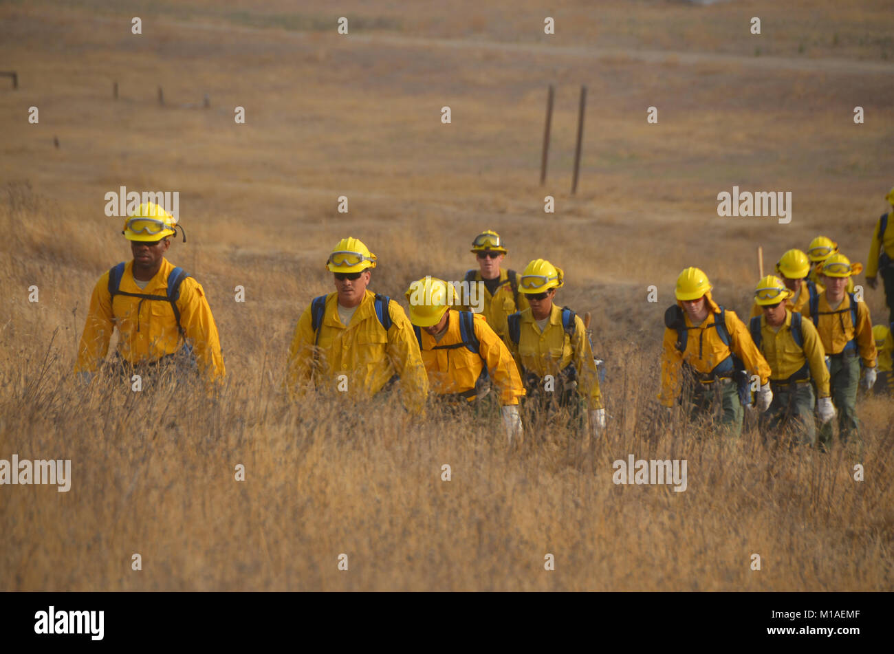 Nearly 400 California Army National Guard Soldiers from the 578th ...