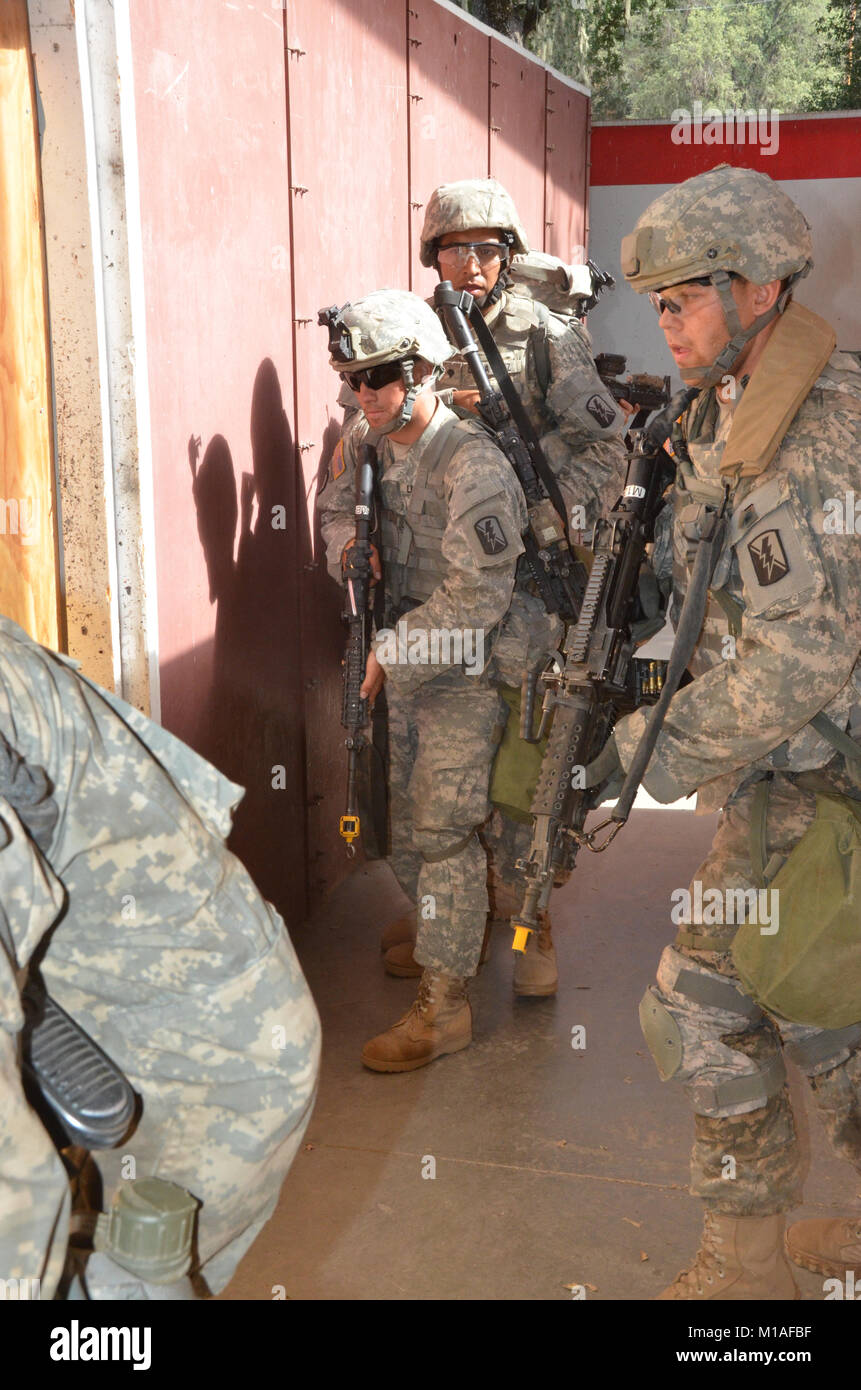 1 184th infantry regiment hi-res stock photography and images - Alamy