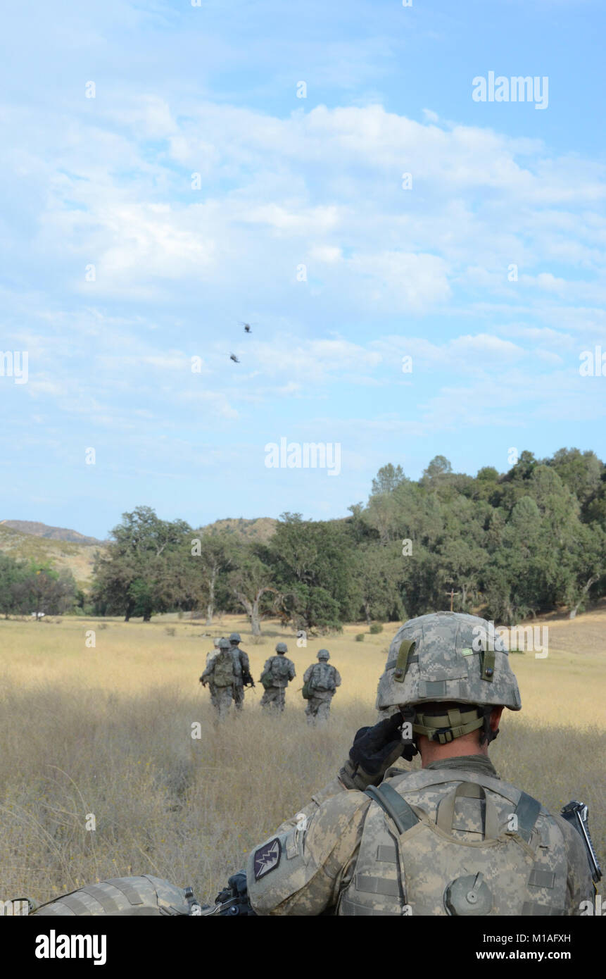 1 184th infantry regiment hi-res stock photography and images - Alamy