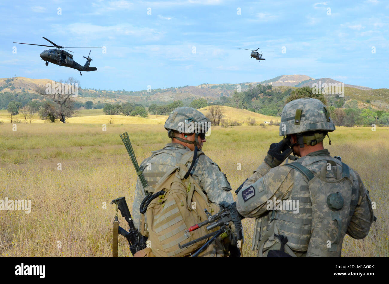 California Army National Guard Soldiers from the 1st Battalion, 184th ...