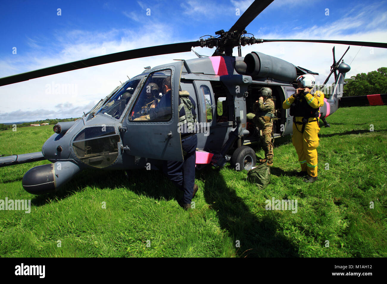 129th Rescue Squadron Stock Photos & 129th Rescue Squadron Stock Images ...